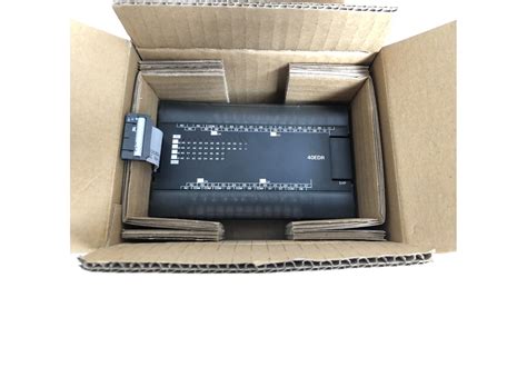 Comprar CP1W 40EDR OMRON Módulo de expansión