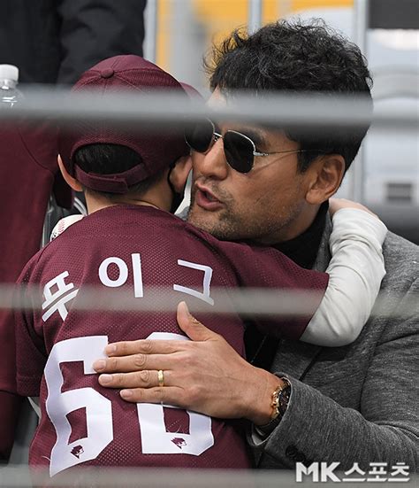 와서 큰 힘이 됐다” 코리안 특급 박찬호 절친 바람대로 키움 승리의 부적이 되었다 Mk스포츠