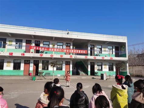 卢店镇回民学校 遵守交通规则 争做文明出行者校园广角dfedu