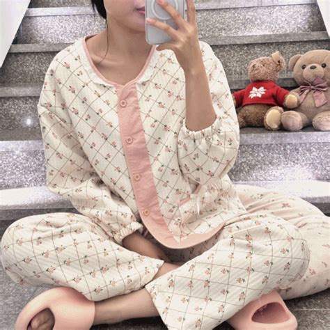 리브 플라워 누빔 상하세트 홈웨어 에이블리