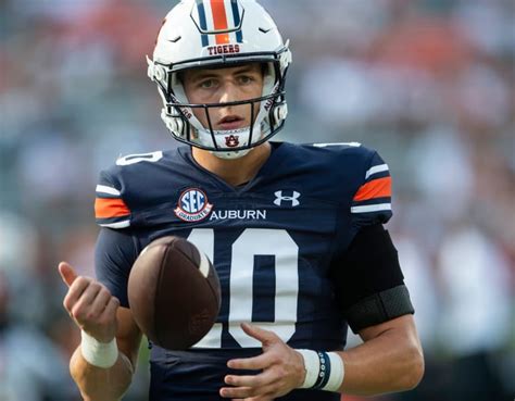 Former Auburn QB Zach Calzada Commits To Incarnate Word College