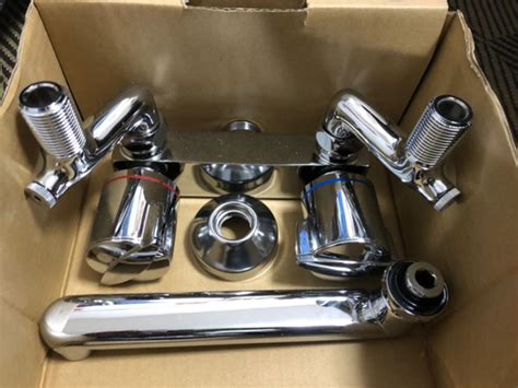 Kvk 壁付2ハンドルシャワー混合栓 ️新品未使用 ️ メルカリ