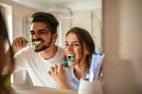 Técnicas para saber cómo lavarse bien los dientes Clínica Dental Barrenechea León