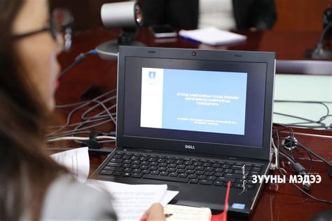 ФОТО “Өсвөрийн парламент” хөтөлбөрийн хүүхдүүд хүүхэд хамгааллын