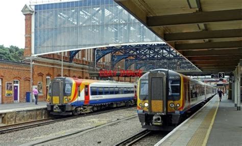 Photo South Western Railway Class 444 Emu 444 011 At Bournemouth The