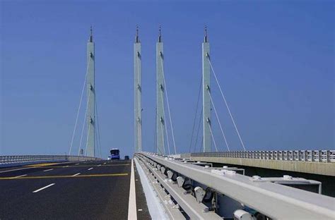 全球最長跨海大橋，耗資百億，老外嘆為觀止！國人：過路費太貴 每日頭條