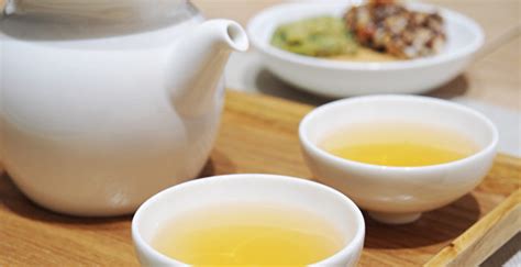 吃完大餐消化不良胃脹氣1味茶飲去油消脹氣 山楂 陳皮 大紀元
