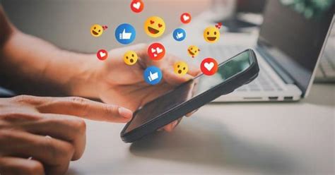 Young Adults Turn To Apps And Websites To Make New Friends