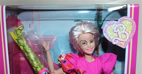 Hausderpuppen Barbie Signature Weird Barbie Doll Barbie The Movie Mattel Creations Exclusive