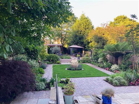 Elegant Garden In Conservation Area In Chiswick W4 — Jane Ashley