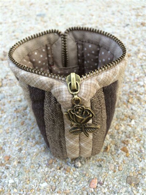 ปักพินในบอร์ด Rim Budo Craft
