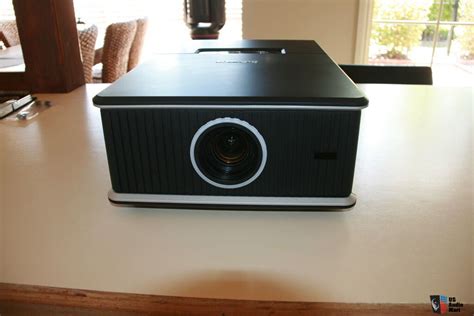 Used Projector Selling As Is For Sale Us Audio Mart