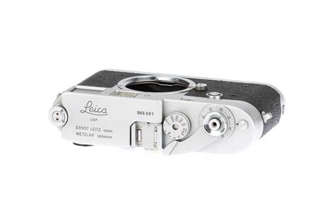 Lot 32 A Leica M1 Rangefinder Body