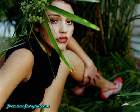 Jessica Alba Fucking In Water And See Thru Dress Pictures Porn Pictures XXX Photos Sex Images