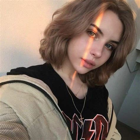 Встречайте. Моя Алиса . | Wiki | 🌃Пᴇᴩʙыᴇ Лᴀᴄᴛᴏчᴋи🌃 Amino