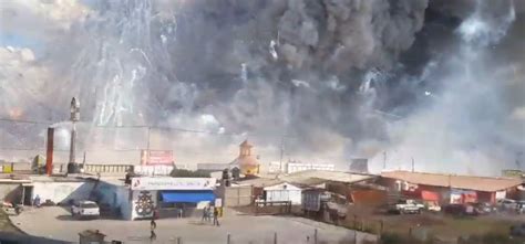 México Explosión En Un Mercado De Pirotecnia Deja 27 Muertos Y Decenas