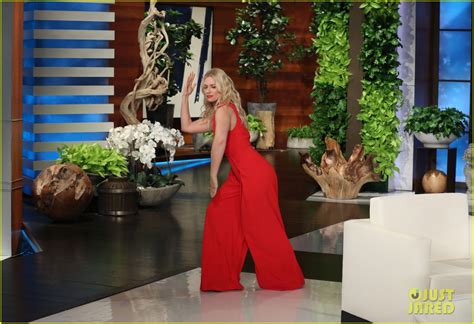 Beth Behrs Talks Getting Lap Dances From Magic Mike Live Crew On