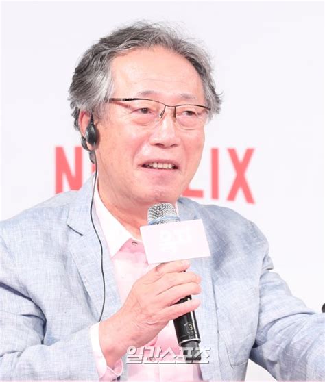 [포토]변희봉 옥자 봉감독에 기립박수 Jtbc 뉴스
