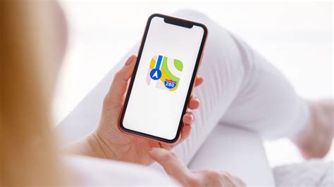 How To Drop And Share Pins In Apple Maps On IPhone