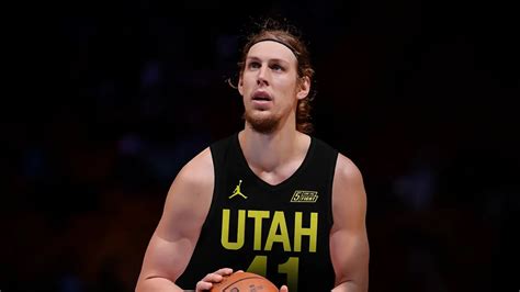 Kelly Olynyk 2025 Net Worth Contract Salary Career Earnings Wife