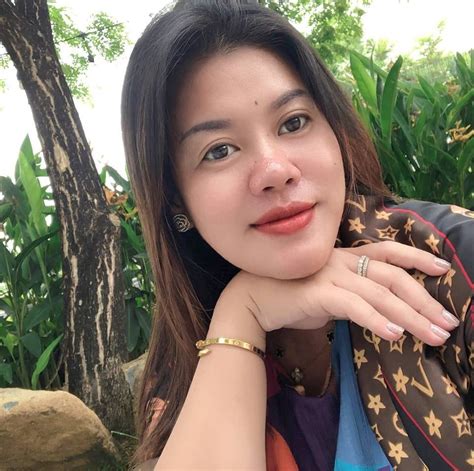 Bebe Shows On Reels Bebe Shows · Original Audio