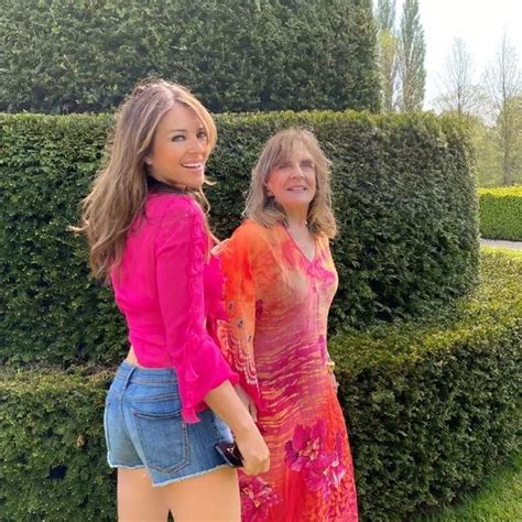 Elizabeth Hurleys Lookalike Son Damian Stuns Fans As Hes Spitting
