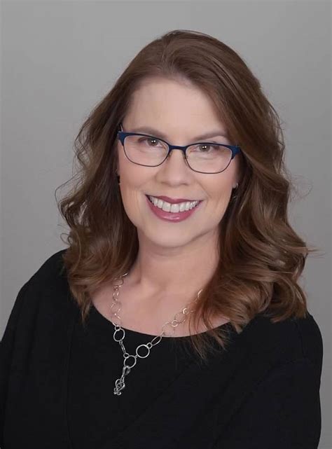 Kate Quinn Researchatila