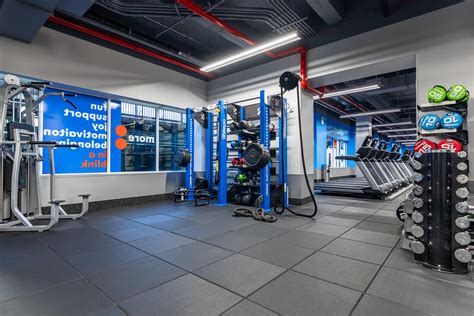 Blink West Fordham At 2465 Jerome Avenue Bronx NY Blink Fitness