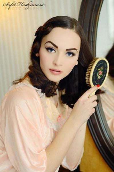 Idda Van Munster V S Iddavanmunster Photos Beautylish