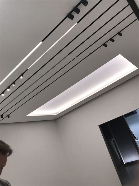 XAL Cove Ceiling: Magnetic system tuneable white | Ceiling light design ...