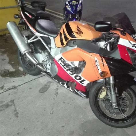 Honda Cbr900rr Cbr 929 Motorcycles Motorcycles For Sale Class 2 On