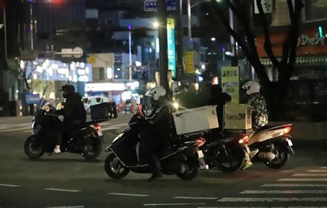 배달 음식 시장 코로나19 엔데믹에 성장세 ‘주춤