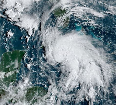 Tormenta “lisa” Podría Convertirse En Huracán En Las Próximas Horas