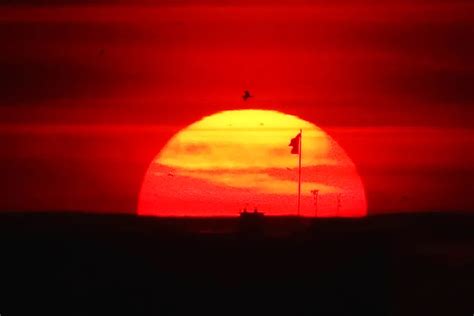 Espectacular Puesta De Sol En Estambul Hispanatolia