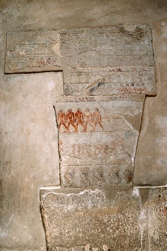 무덤에 벽에 고대 이집트 색상 이미지 Djoser 사카라의 위대한 단계 피라미드 카이로 이집트 파라오의 무덤 돌에 고대 이집트