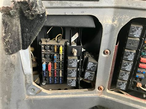 2007 Western Star 4900EX Fuse Box For Sale Sioux Falls SD 25573141