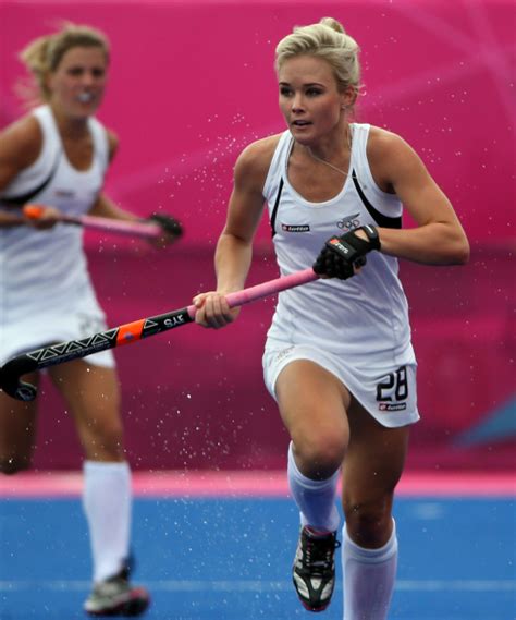 Hot Field Hockey Player For New Zealand In Action Playingsfw R