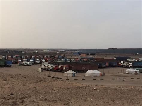 Цагаан хад Авто зогсоол