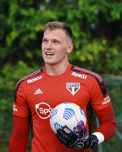 Spfcpics On Twitter Segundo O Ig Esporte Lucas Perrri Ex Atleta Do