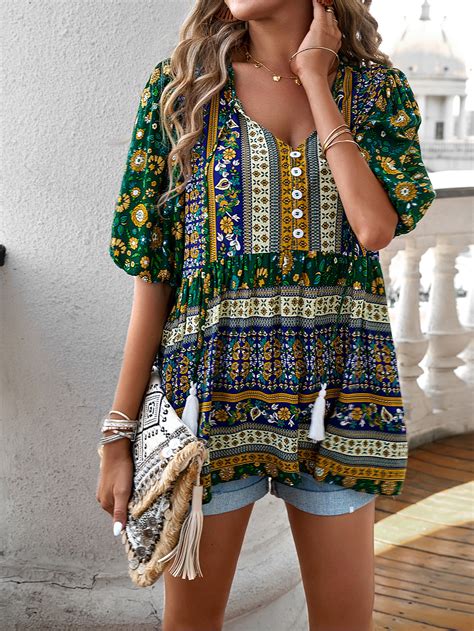 Fashion Casual V Neck Printed T Shirt