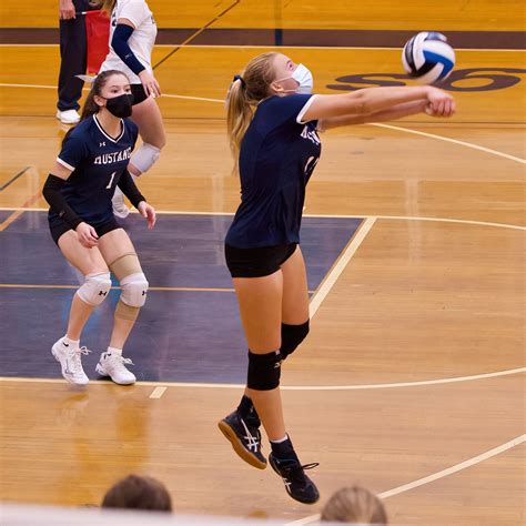 2021 Varsity Photos Sda Girls Volleyball