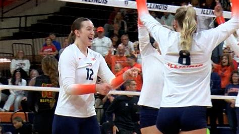 Raina Terry Becomes All Time Point Leader In Road Win Yahoo Sports