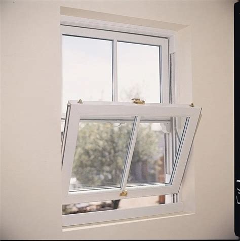 Powder Coated Aluminum Vertical Slider Window At Rs 330sq Ft In Kanpur