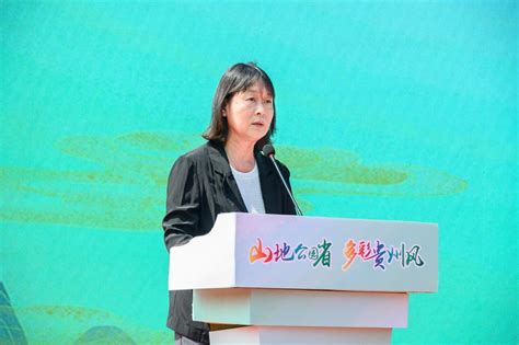 踏七彩而来 向多彩出发2022云南车友自驾游多彩贵州活动发车仪式在昆明举行 凤凰网商业 凤凰网