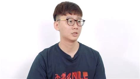 听我说 当代自媒体实录人物观 千万年轻人迷恋的互联网算爱大师陶白白 腾讯视频