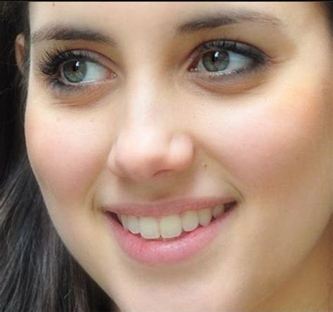 Most Beautiful Women Without Makeup