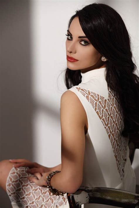 Beautiful Photos of Turkish Actress Tuvana Türkay