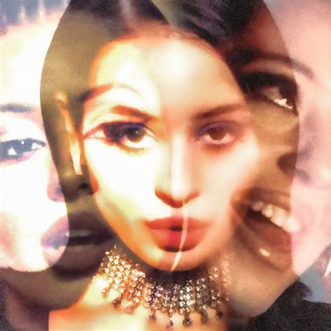 Секси Брюнетка Youtube Music