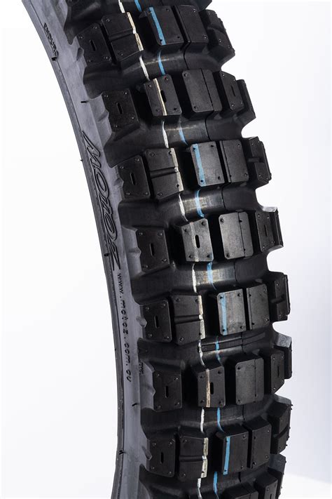 Motoz Tractionator Dualventure オフロード専門店 ビバーク大阪