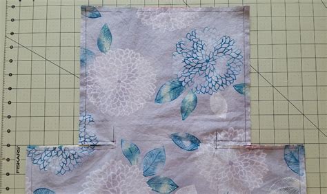 DIY Fabric Box With Lid Tutorial DIY Fabric Box With Lid Tutorial